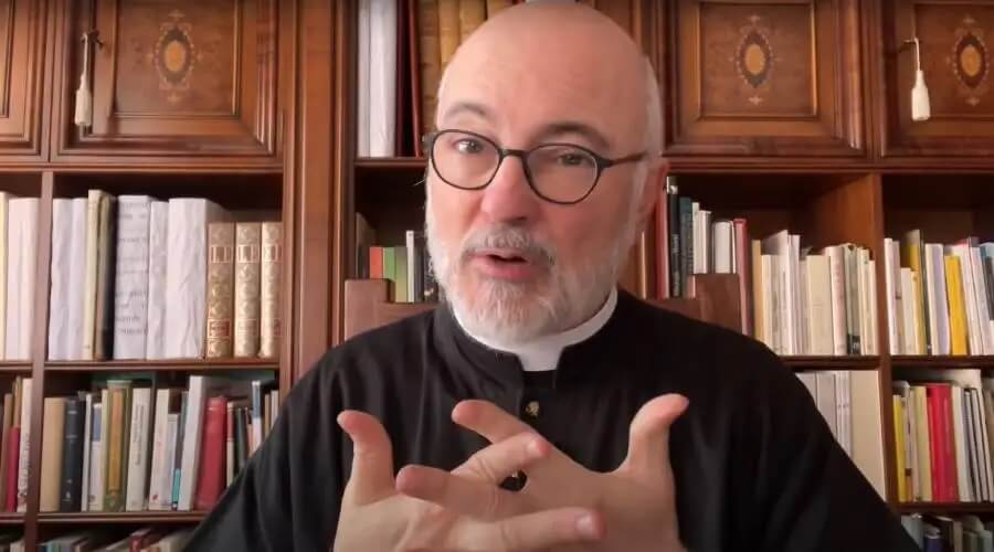 El Padre Fortea explica la importancia de la sinodalidad en la Iglesia ...